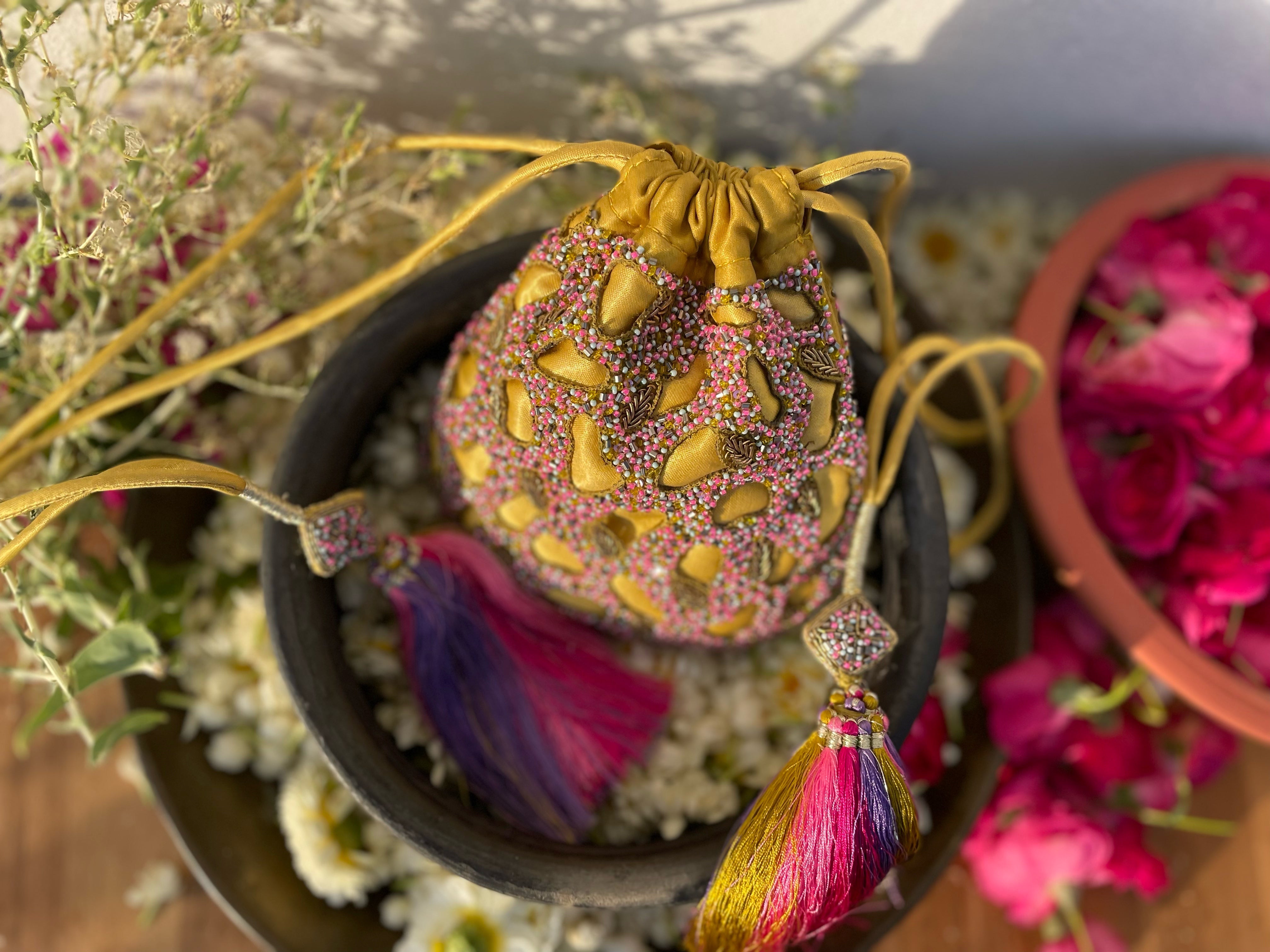 Shop Handcrafted Potlis – Saamro